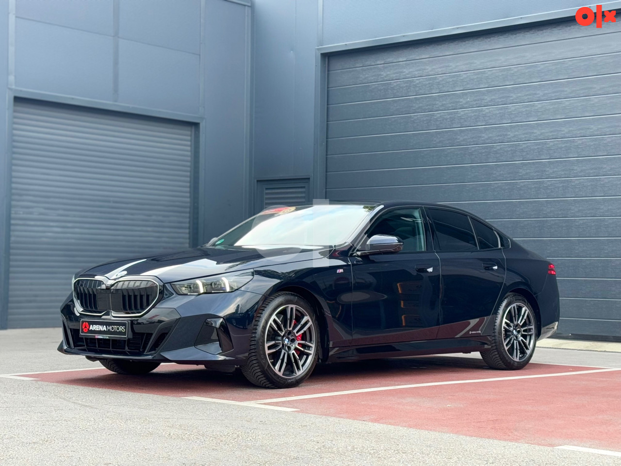 BMW 540d G60 xDrive M Pro Iconic Glow 2024 360" Pano - Automobili - OLX.ba