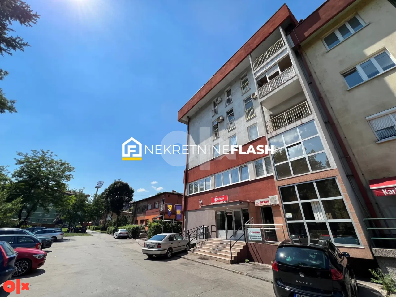 FLASH: Trosoban stan - ZENICA - Nova Zenica - Stanovi i apartmani - OLX.ba