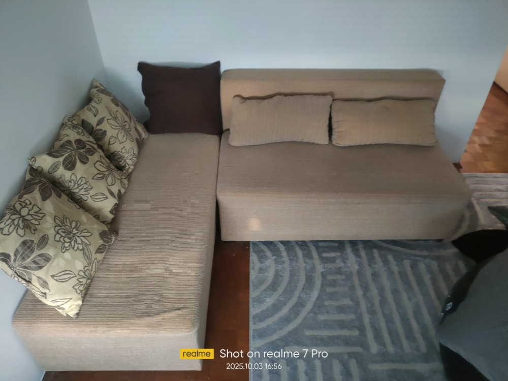 Ugaona (poklanjam) - Poklanjam (darujem) - OLX.ba