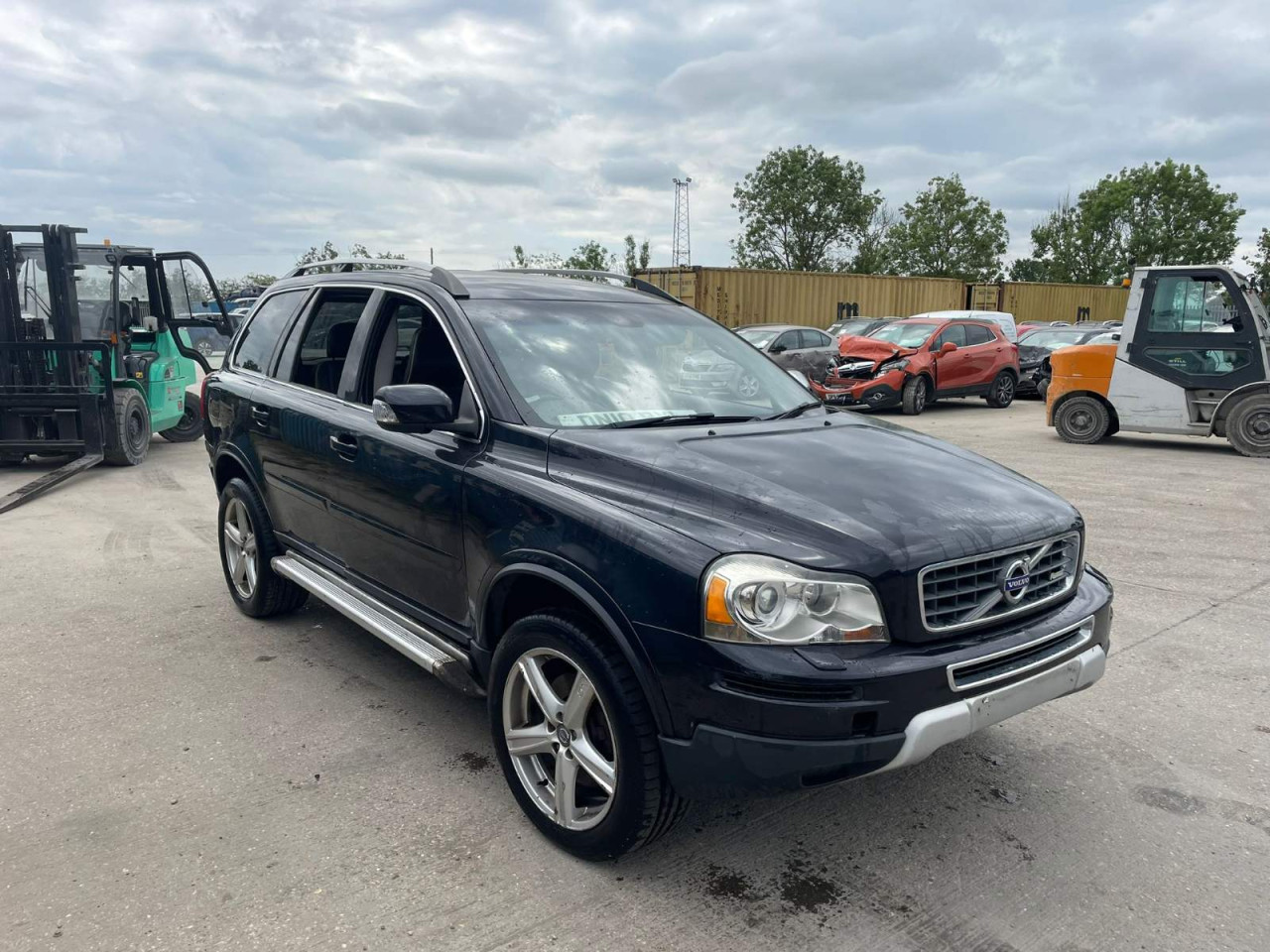Dijelovi - Volvo XC90 2.4 - Automobili u dijelovima - OLX.ba