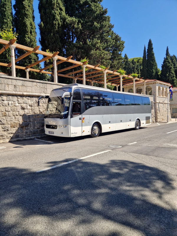 AUTOBUS VOLVO 9900 - Autobusi i minibusi - OLX.ba