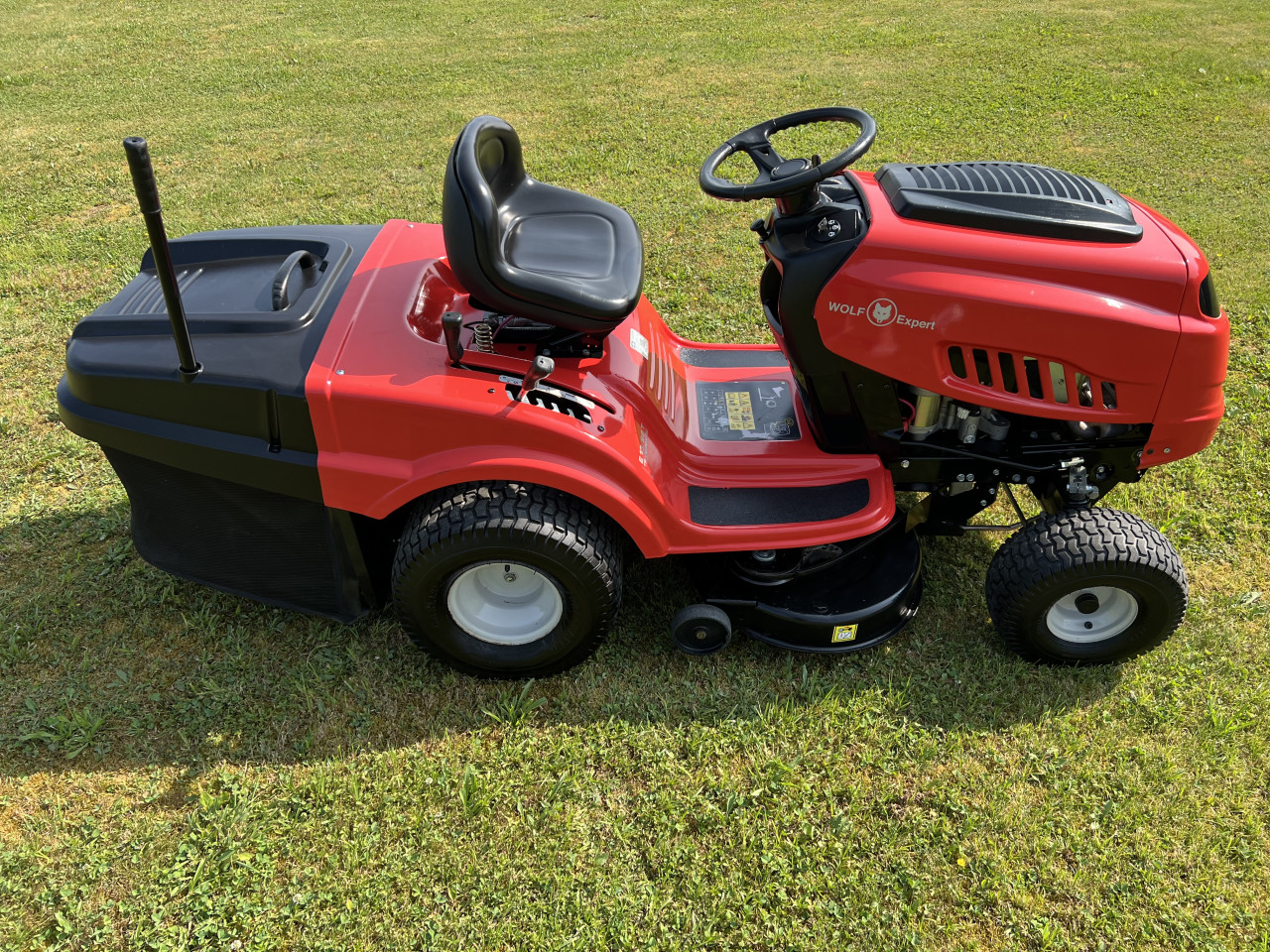 Traktor kosilica MTD Wolf expert, motor 13KS sa uljnom pumpom - Kosilice i Trimeri za vrt - OLX.ba