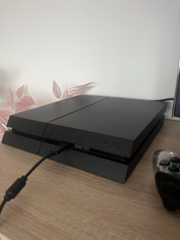 Playstation 4 - Konzole - OLX.ba