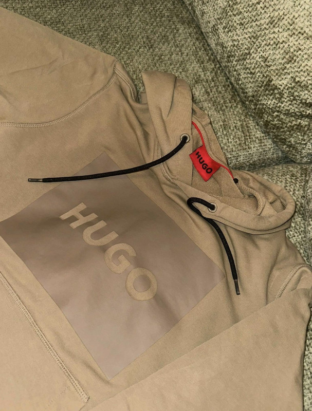 Hugo duks - Džemperi i dukserice za žene - OLX.ba