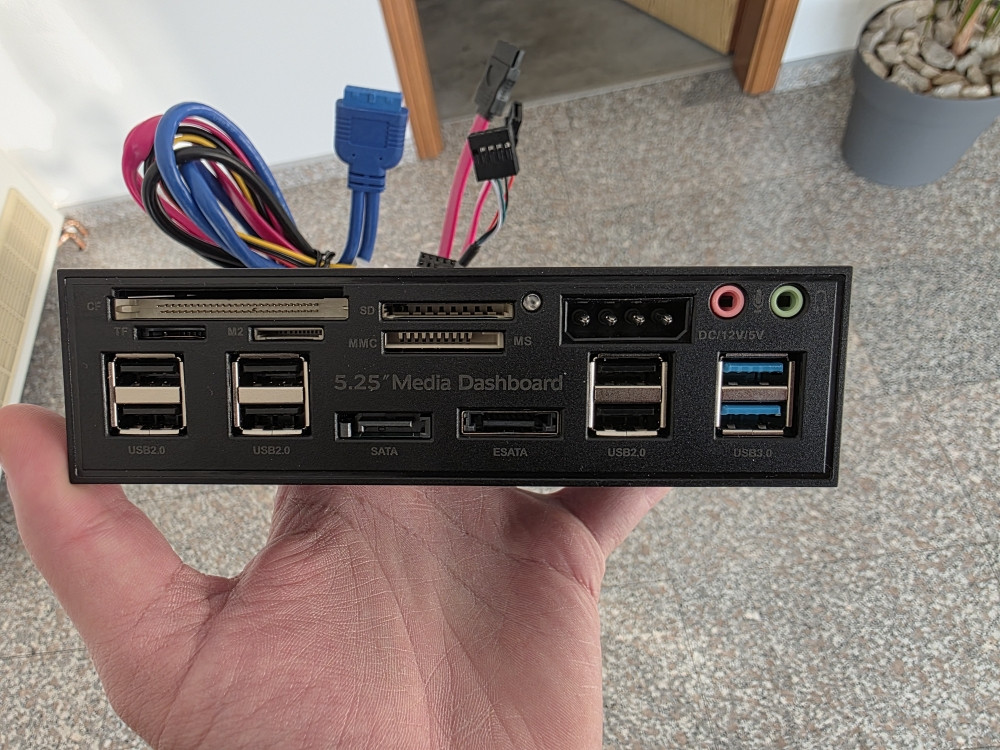 PC Front Panel 5.25 - USB Hub - prednji panel - Kućišta - OLX.ba