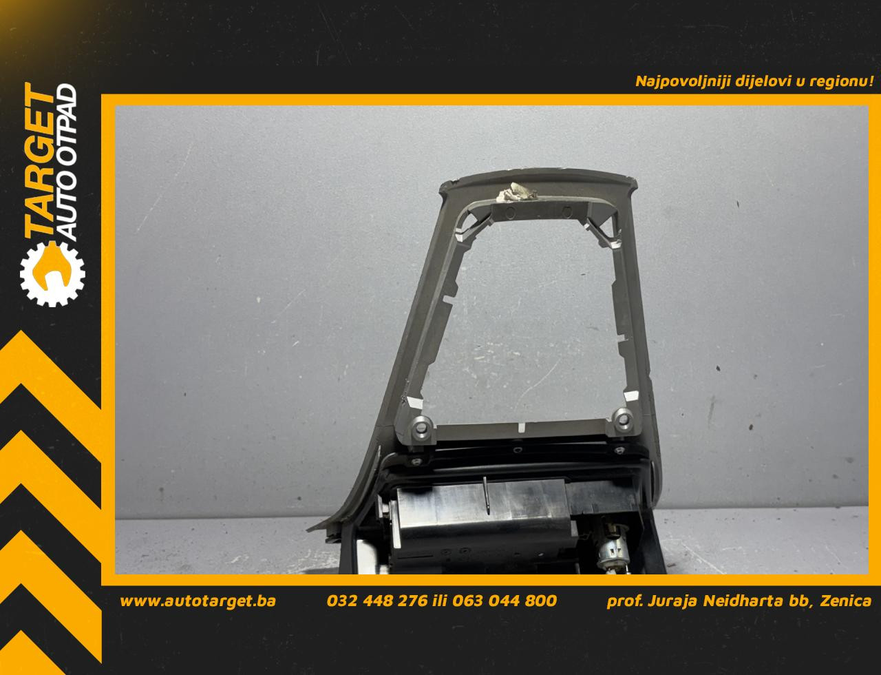 DIJELOVI PEPELJARA BMW X3 (E83) > 07-10 3411706 - Pepeljare za ...