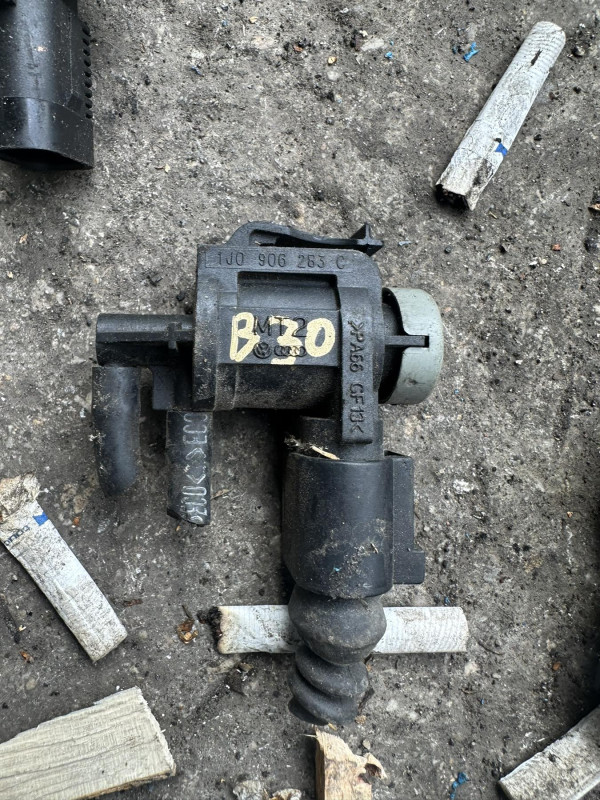 VAKUM VENTIL VW 2006 | 1J0906283C - Ventili za automobile - OLX.ba