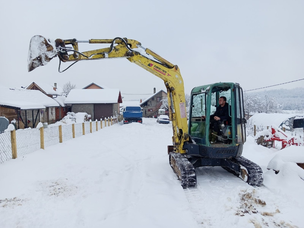 Mini bager Yanmar - Bageri - OLX.ba